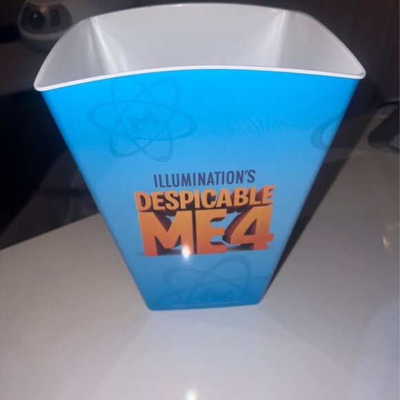 Kitchen | Minion 224 Despicable Me 4 Square Popcorn Bucket Collectible ...